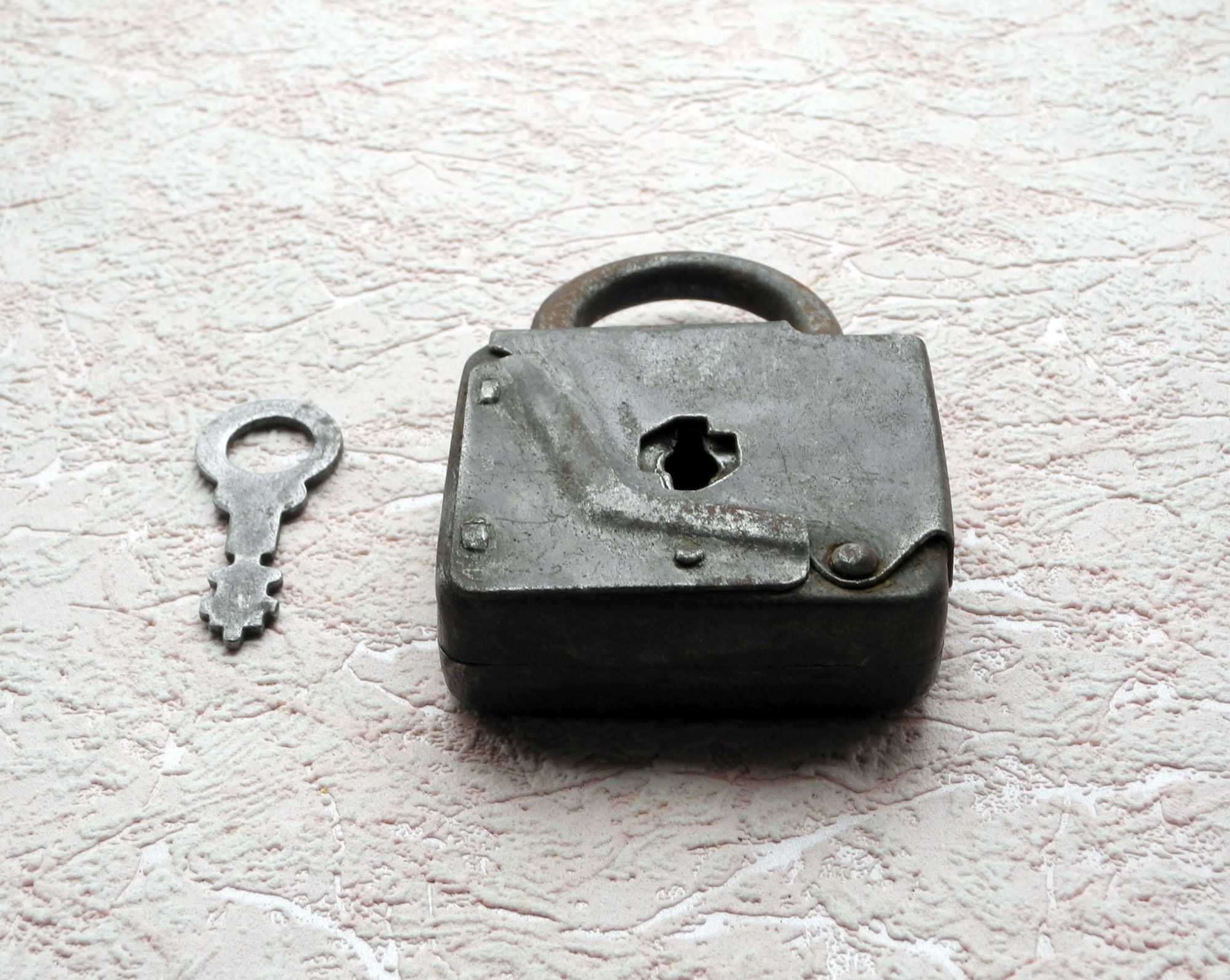 Soviet vintage padlock 87 | Etsy