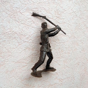 Vintage Statuette of Man With a Rifle - Etsy