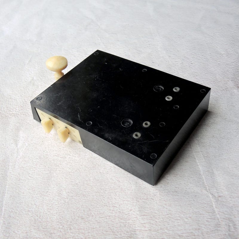 Alissa P14 Telegraph Model - Etsy Canada