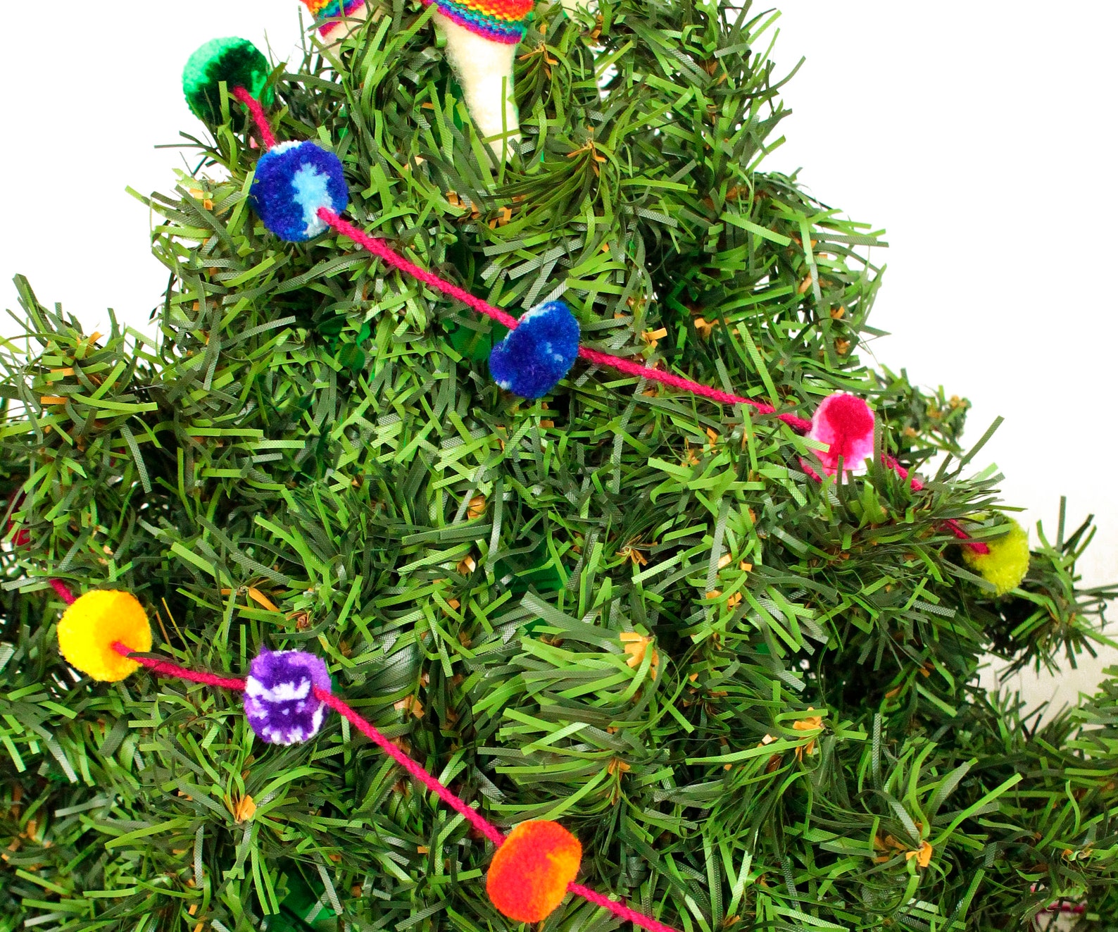 PERUVIAN Pom Pom Garland Ethnic Garland Wool Bunting Pom - Etsy