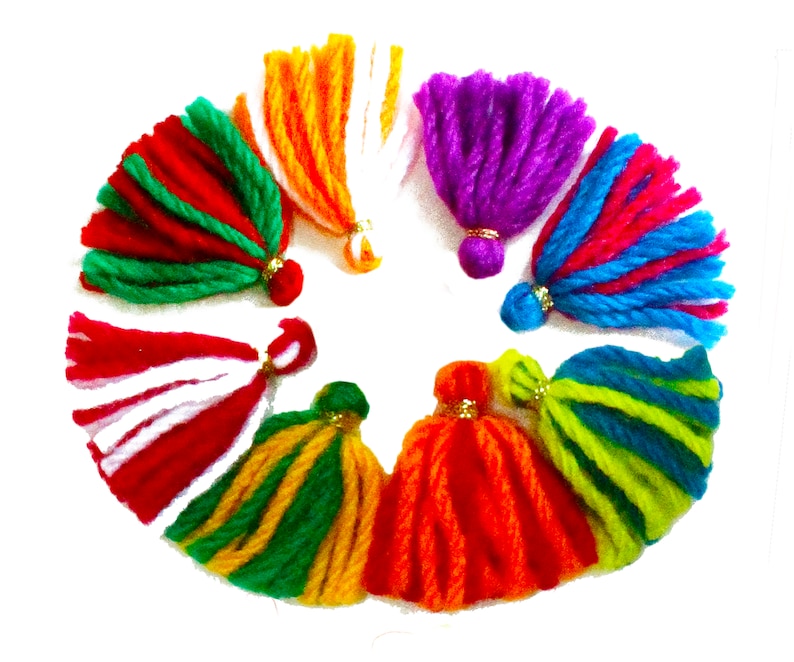 PERUVIAN Pom Pom Tassels Garland Ethnic Garland Pom Pom - Etsy