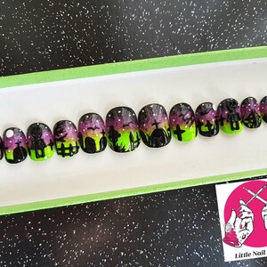 Hand Painted Graveyard Cemetery Skeleton Halloween False Nails Little ...