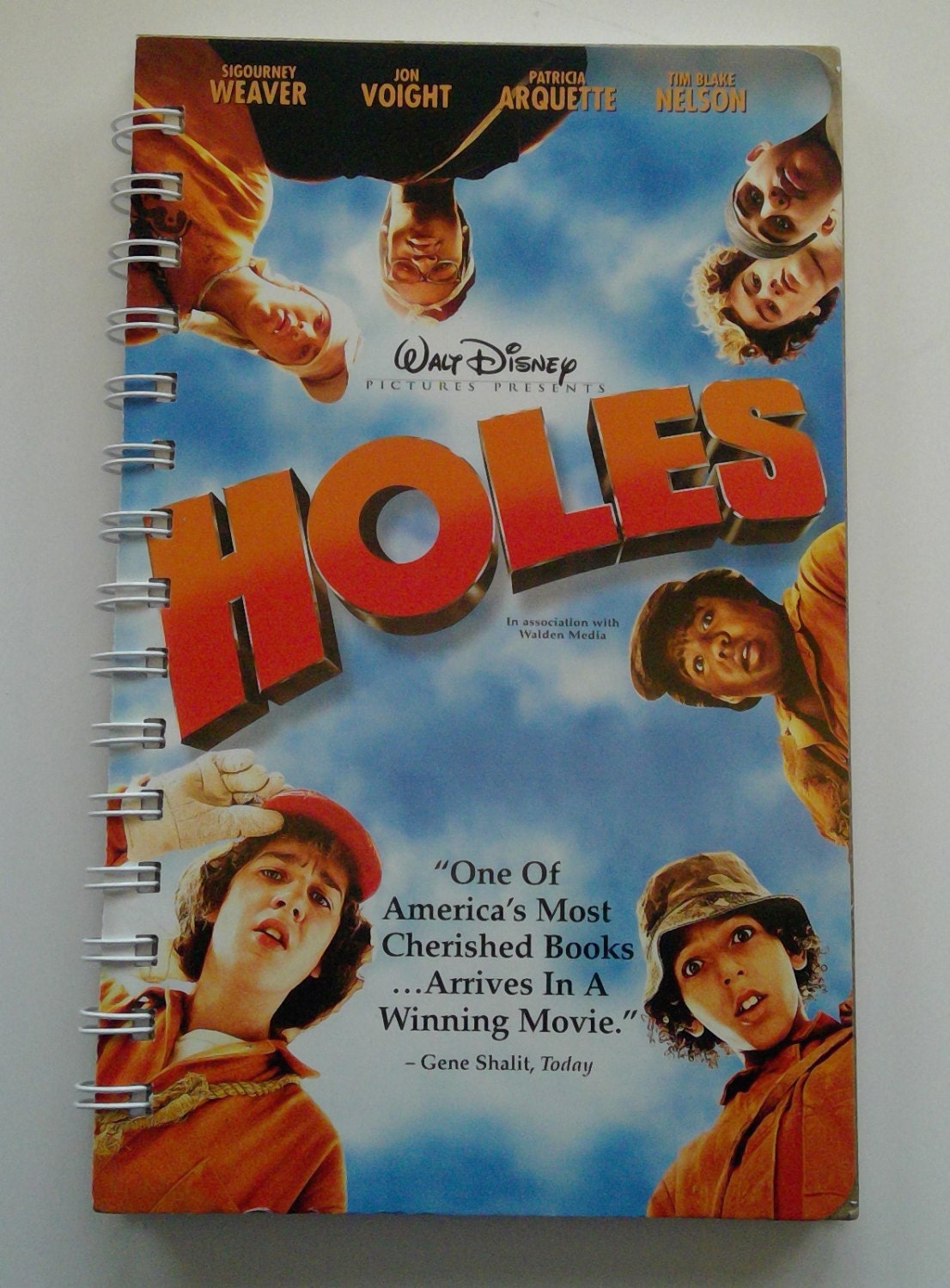Holes Movie Poster