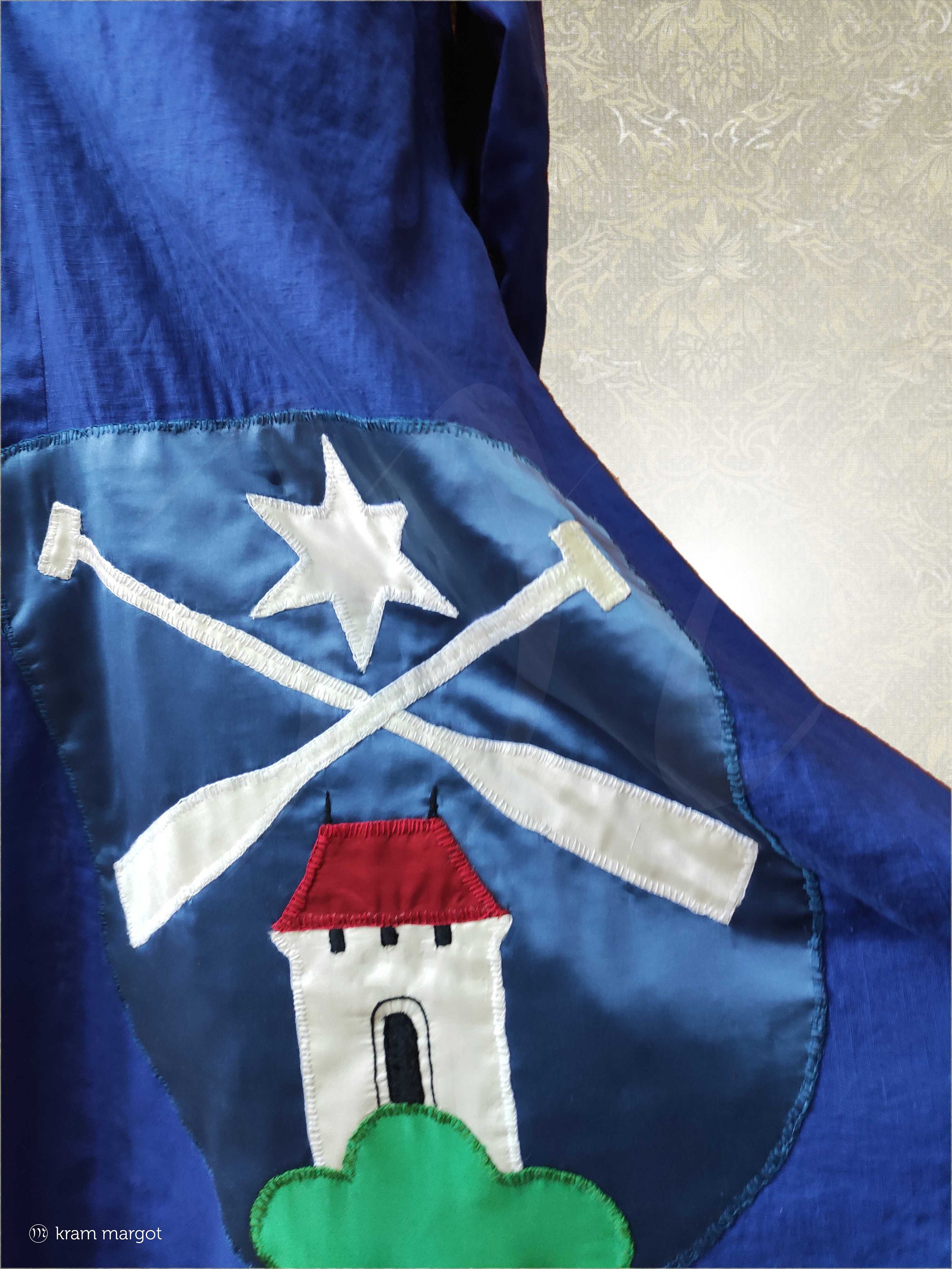 Medieval Heraldic Cotehardie Gown, Custom Court Dress - Etsy