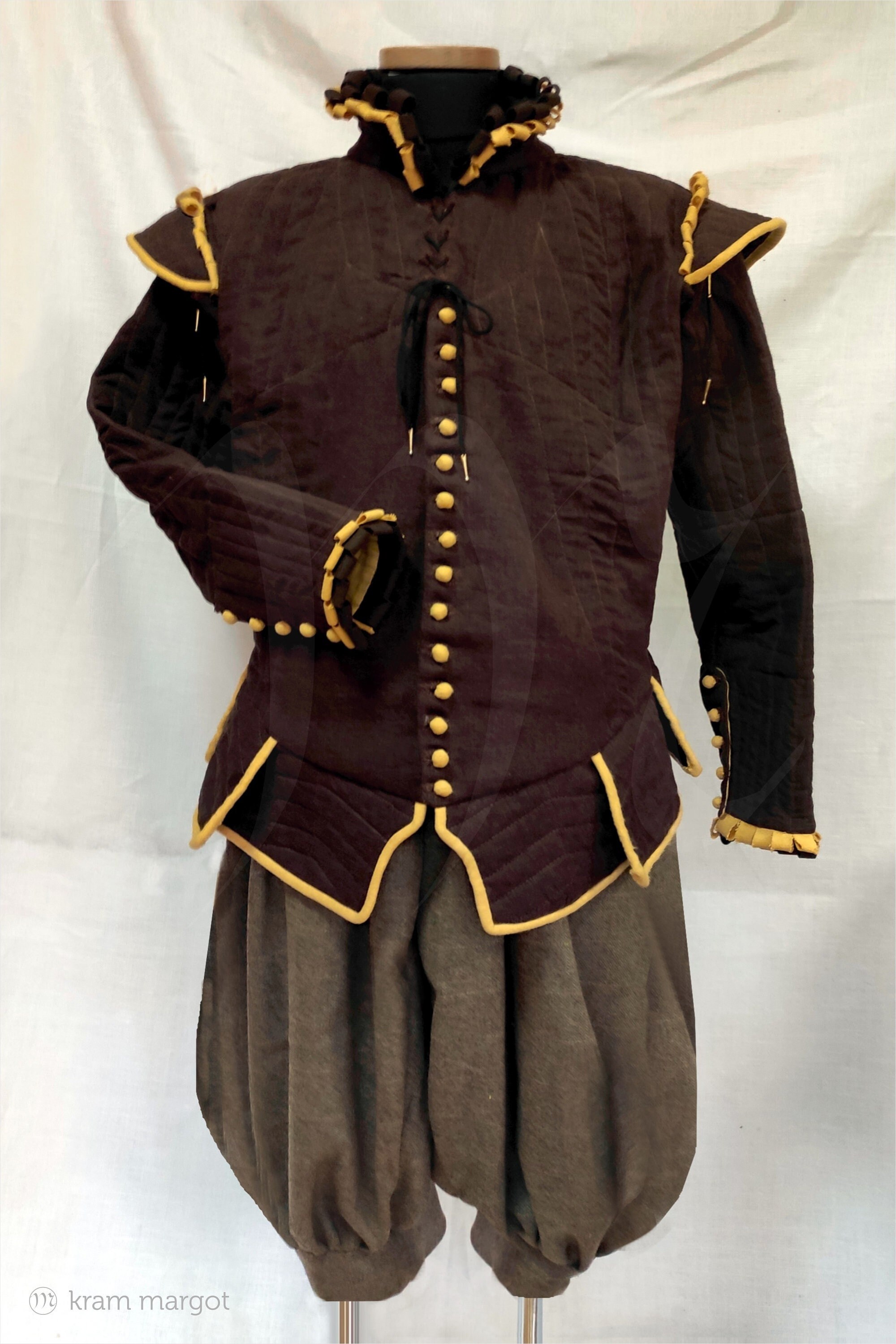 Renaissance Fencing Outfit | Padded Linen Doublet & Breeches - Etsy
