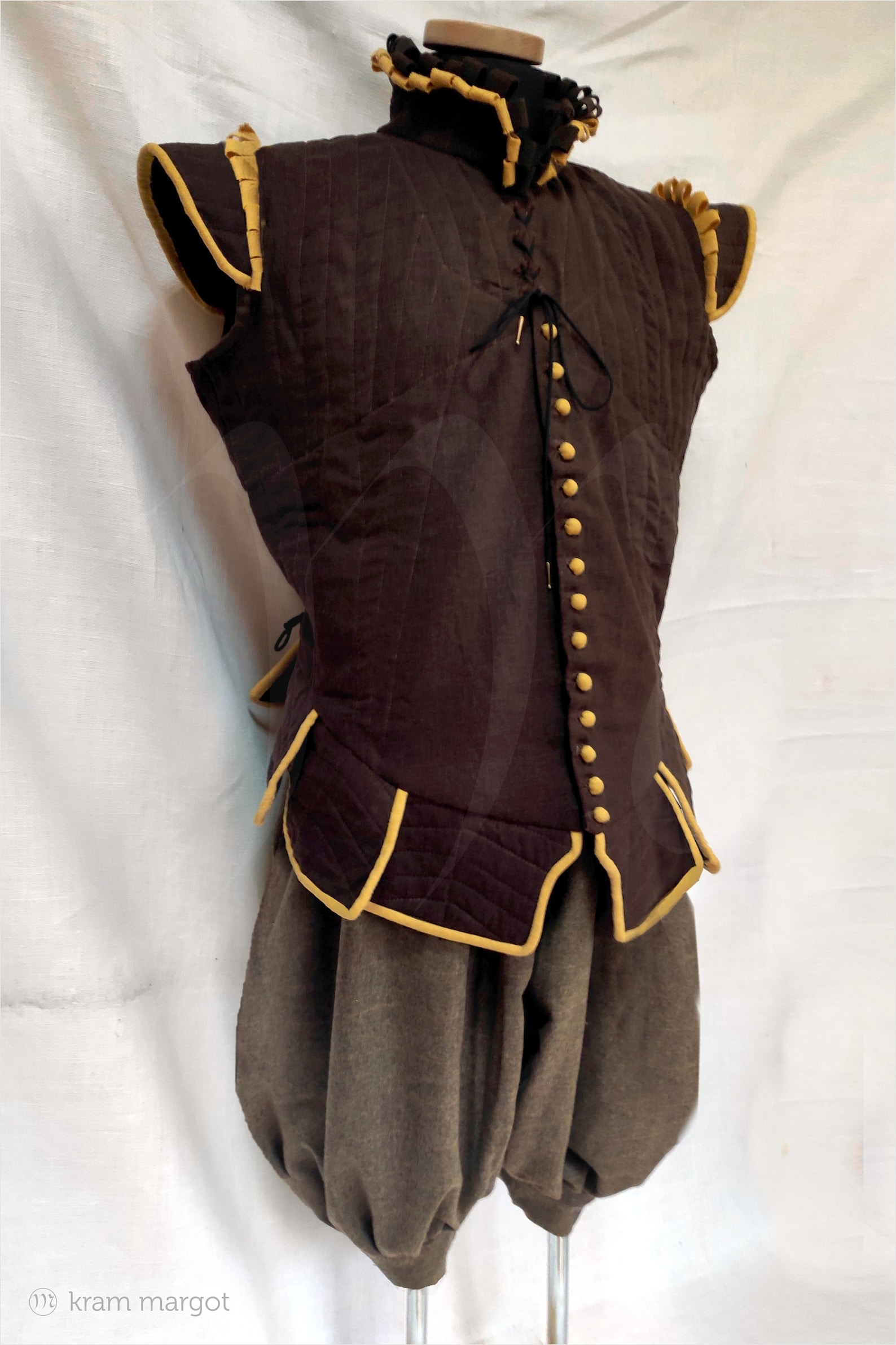 Complete Set | Tailor-made Wams With Pants, Padded Arming Jerkin ...