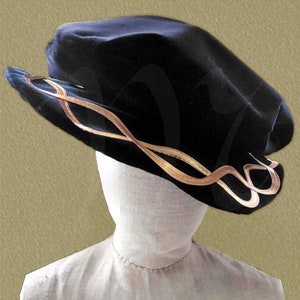 Velvet Flat Cap, Men's Renaissance Beret, 16th Century Headwear - Etsy