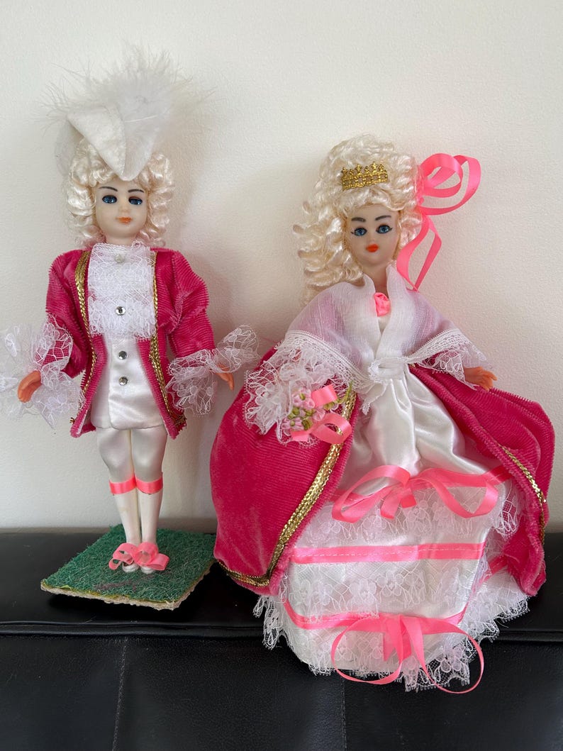 Beautiful Pair of Vintage Parisian Dolls - Etsy