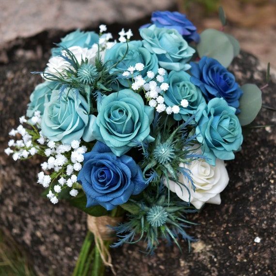 Silk flowers in blue store