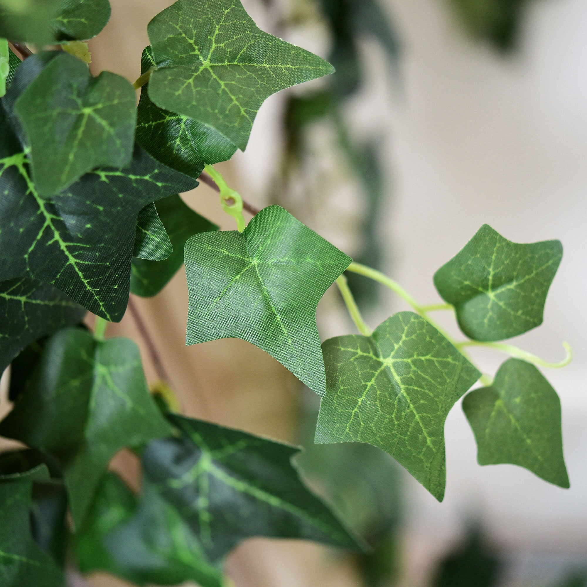 Fiveseasonstuff (4.3ft) 130cm Cascading Ivy Greenery Garland Artificial ...