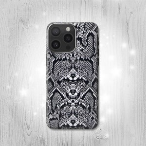 White Rattle Snake Skin Graphic Hard & Leather Flip Case iPhone 17 Pro ...
