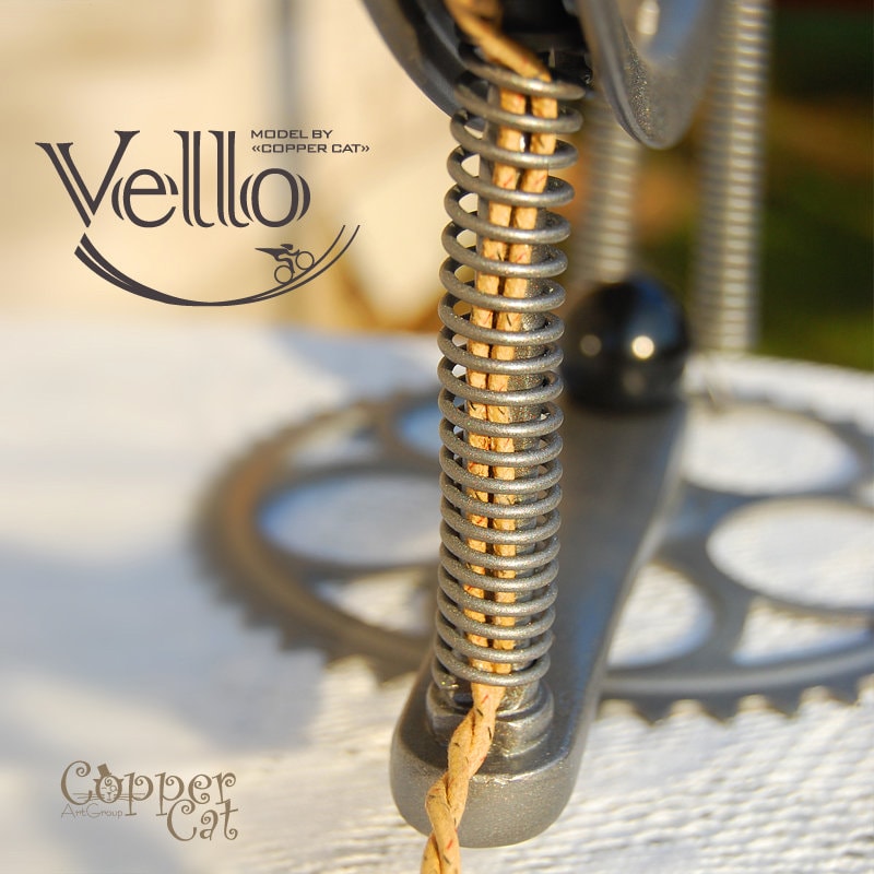 Bicycle Wheel Desk Lamp «vello» by Copper Cat Art Group Steampunk ...