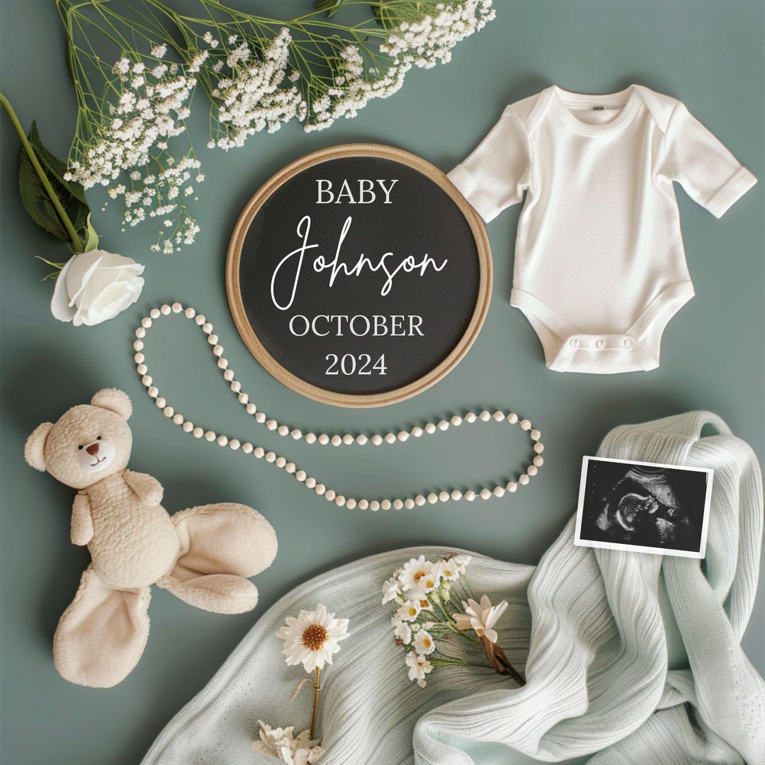 Green Gender Neutral Pregnancy Announcement: Social Media Reveal ...