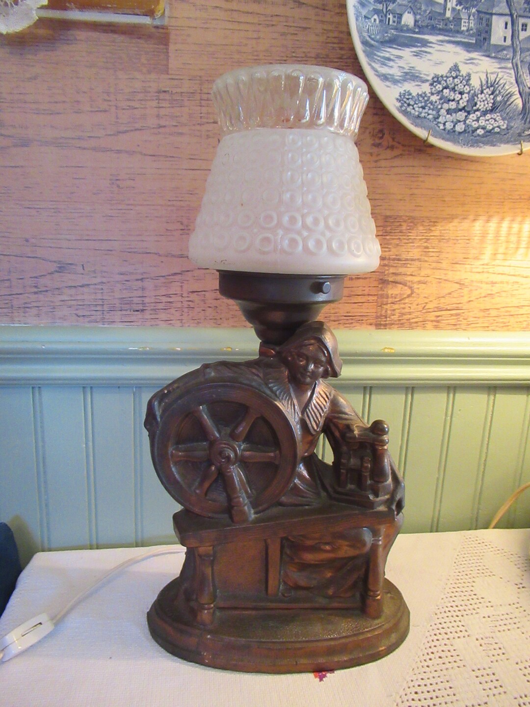 Antique Spinning Wheel Lamp From the 1920s/1930s Cast Metal Table Side ...