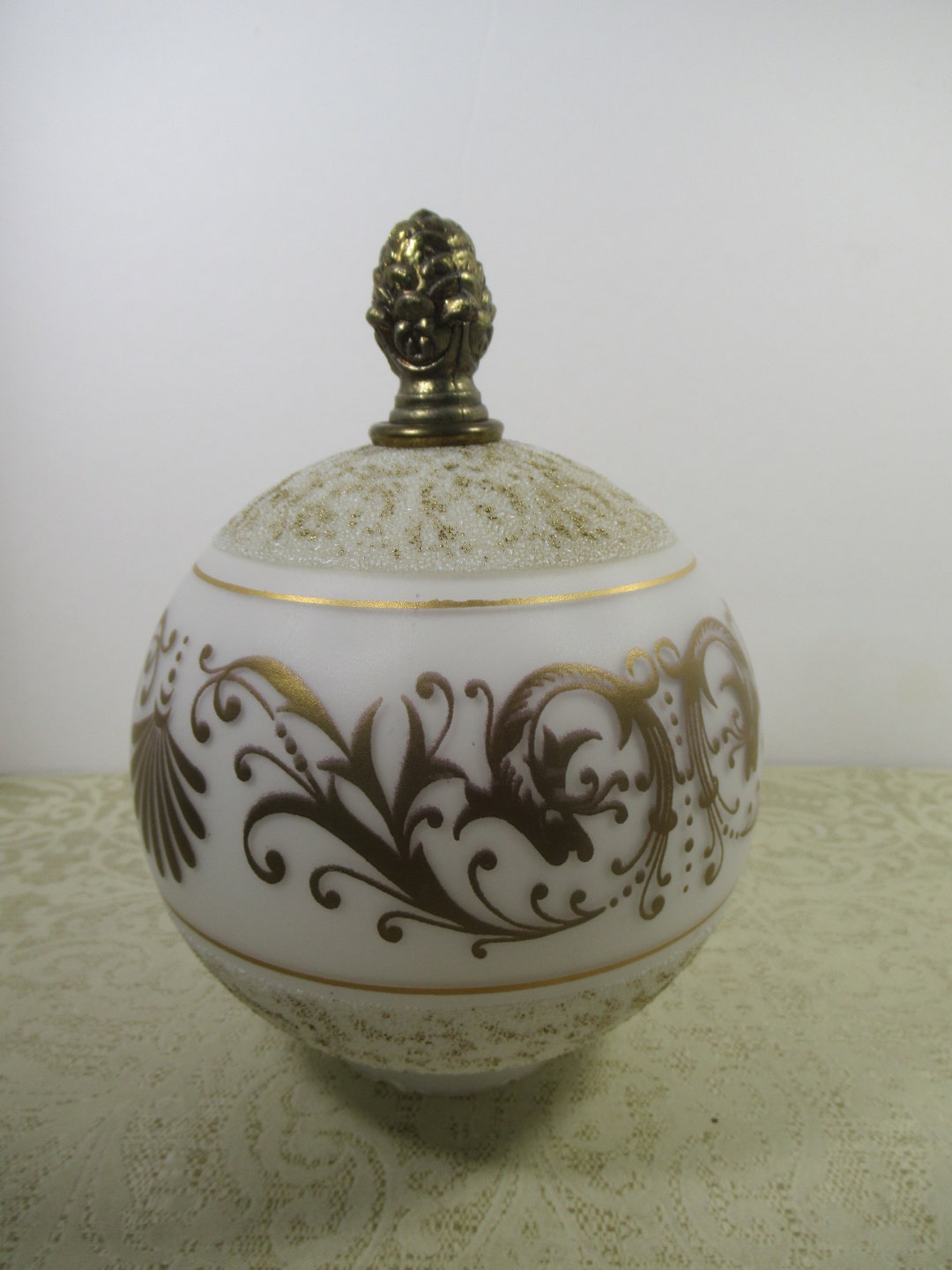 Lampshade Globe in White Glass Decorated With Gold Leaf Brass - Etsy
