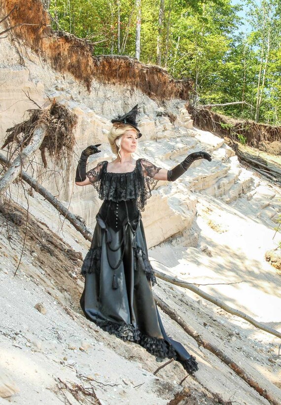 Halloween Countess Lucia Victorian Ensemble - Etsy
