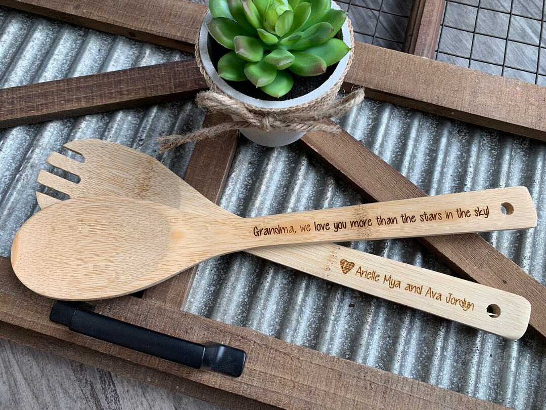 Personalized Utensils Set of 2 Gifts for Mom Grandma Gifts - Etsy.de