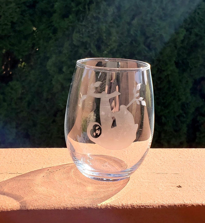 Etched Sloth Wine Glass Wine Gift Sloth Gift Stemless - Etsy