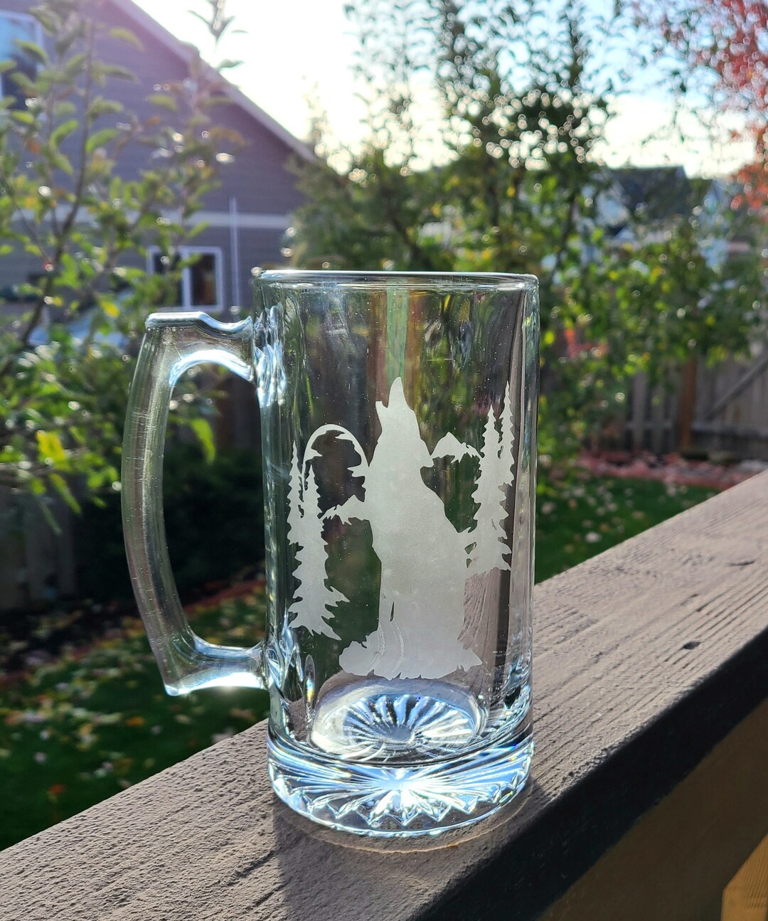 Etched Howling Wolf Beer Mug: Nature Lover Gift - Etsy