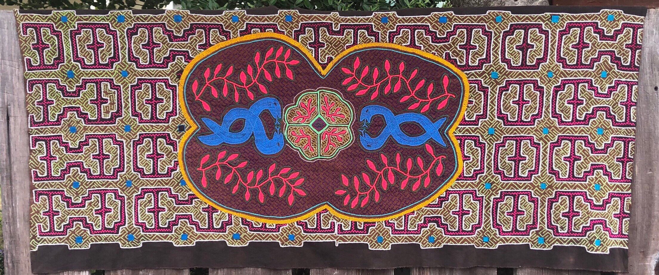 4 Snakes Shipibo Altar Cloth - Etsy