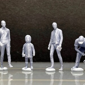 1:64 Miniature Human Figures Resin / Unpainted Great for Dioramas / Hot ...
