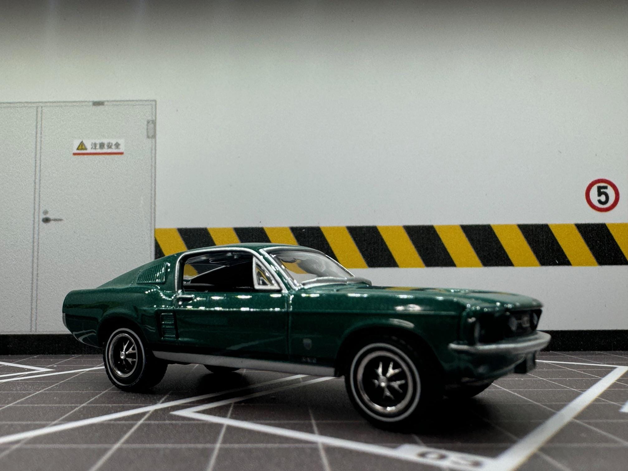 1-64 Scale / S-scale 1967 Ford Mustang GT in 2 Colors - Great for ...