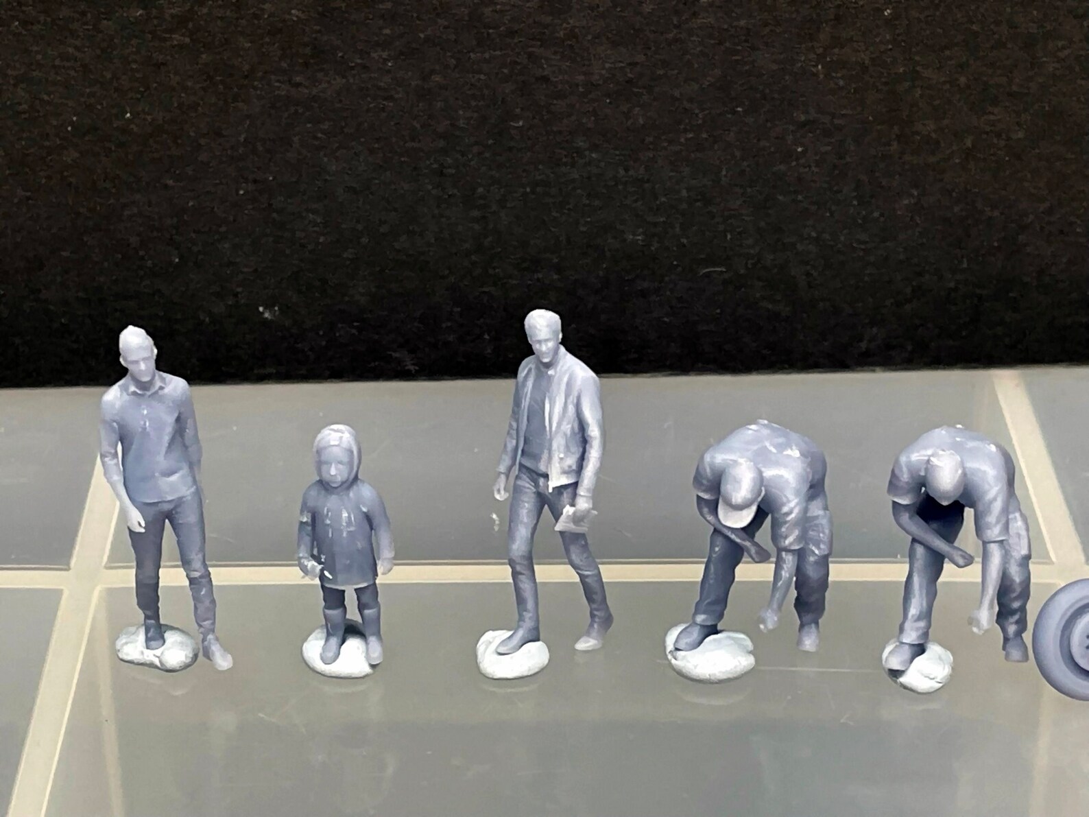 1:64 Miniature Human Figures Resin / Unpainted Great for - Etsy