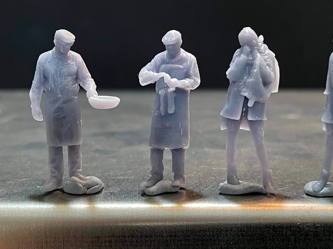 1:64 Miniature Human Figures Resin / Unpainted Great for | Etsy