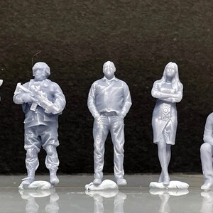1:64 Miniature Human Figures Resin / Unpainted Great for Dioramas / Hot ...