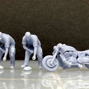 1:64 Miniature Human Figures Resin / Unpainted Great for Dioramas / Hot ...