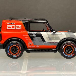 1-64 Scale / S-scale 2021 Ford Bronco Great for Dioramas & Diecast ...