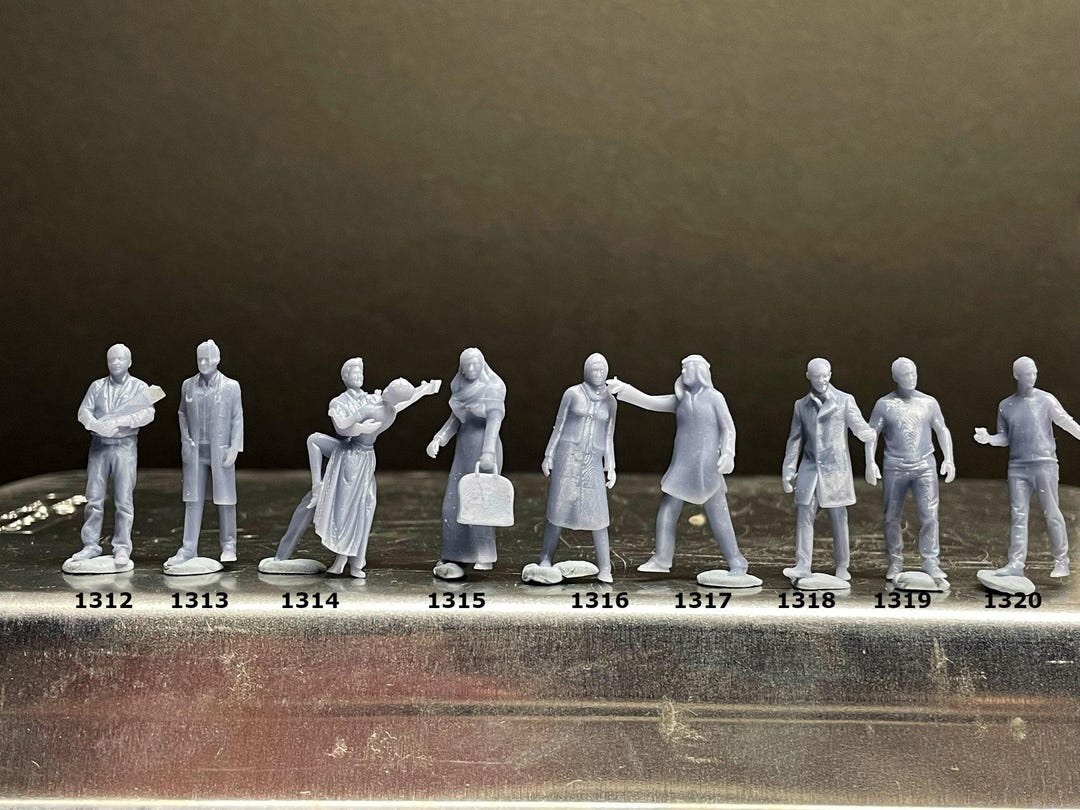 Double G 1:64 Miniature Human Figures - Unpainted - Great for Dioramas ...