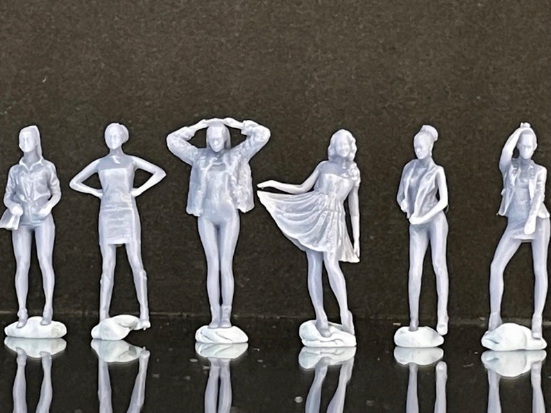 1:64 Miniature Human Figures Resin / Unpainted Great for - Etsy