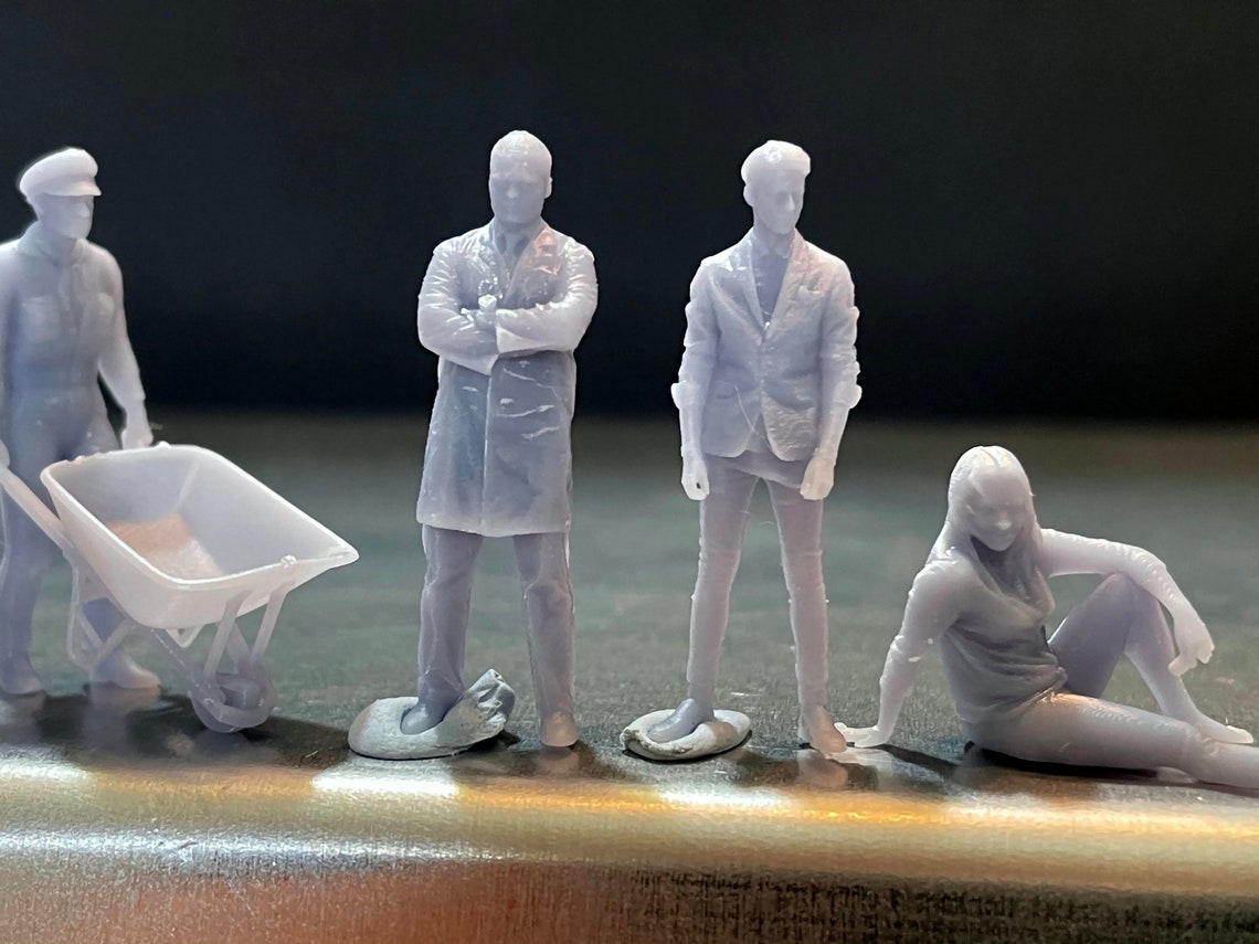 1:64 Miniature Human Figures Resin / Unpainted Great for - Etsy