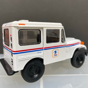 1:26 Under 5" 1971 Jeep DJ-5B USPS Truck in White or Blue Colors ...