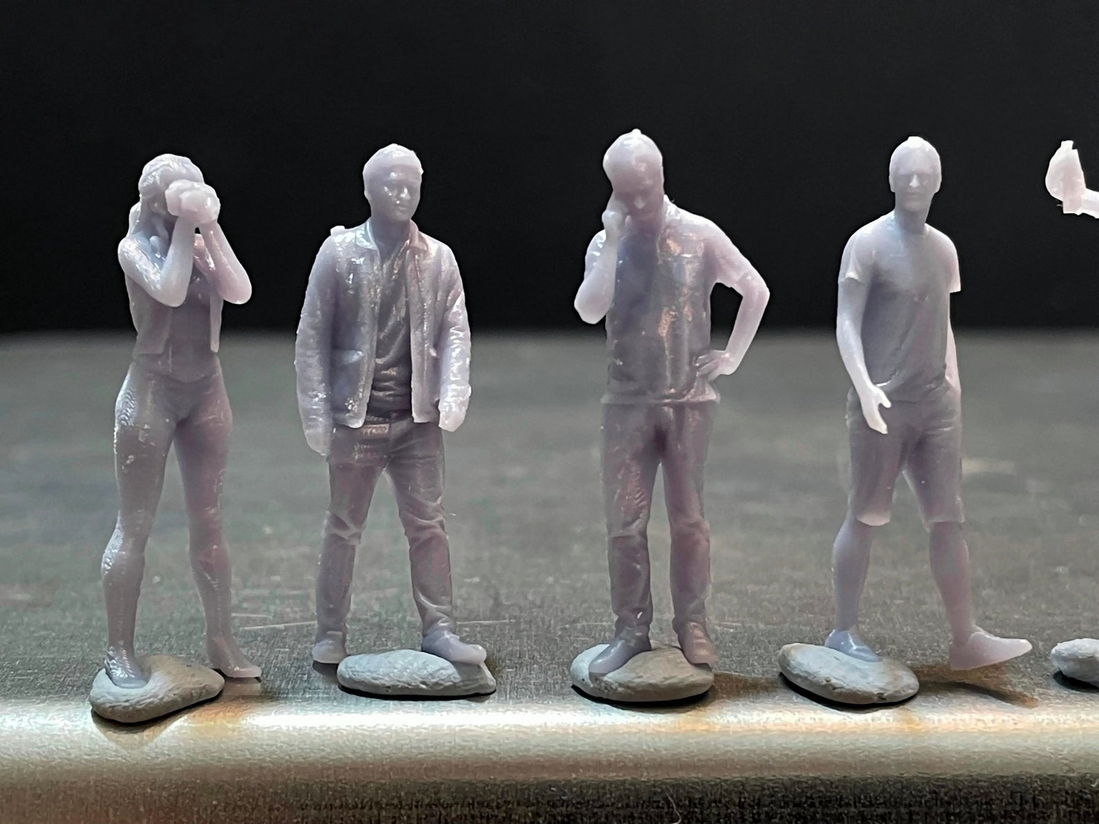 1:64 Miniature Human Figures Resin / Unpainted Great for Dioramas / Hot ...