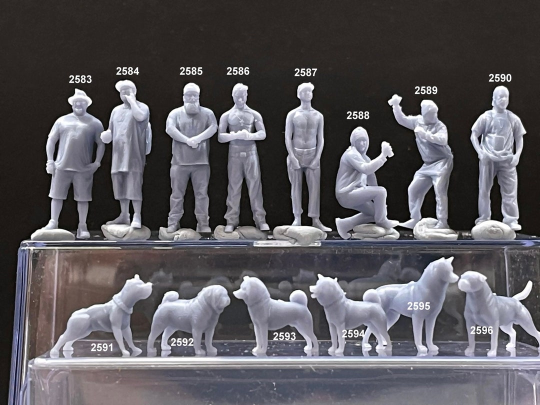 1:64 Miniature Human Figures Resin / Unpainted Great for Dioramas / Hot ...