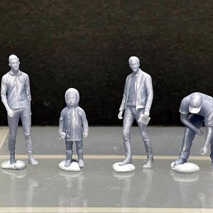 1:64 Miniature Human Figures Resin / Unpainted Great for Dioramas / Hot ...