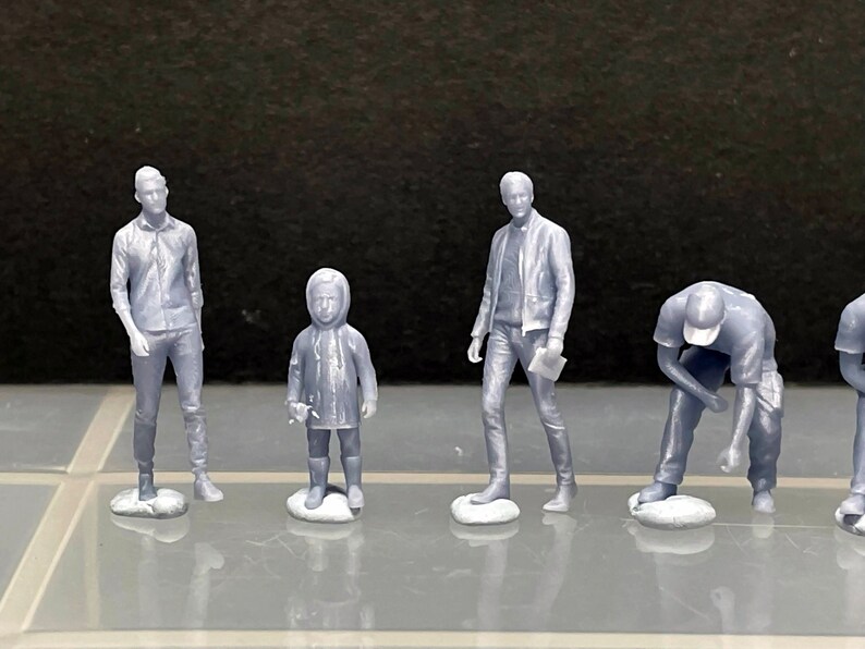 1:64 Miniature Human Figures Resin / Unpainted Great for - Etsy
