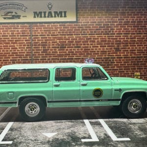 1-64 Scale / S-scale 1990 Chevy Suburban K20 Scottsdale - Great for ...