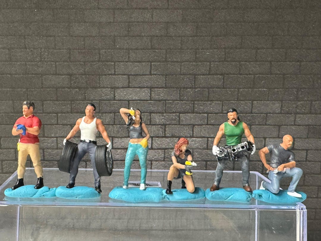 1:64 Miniature Human Figures - Painted SET - Great for Dioramas ...