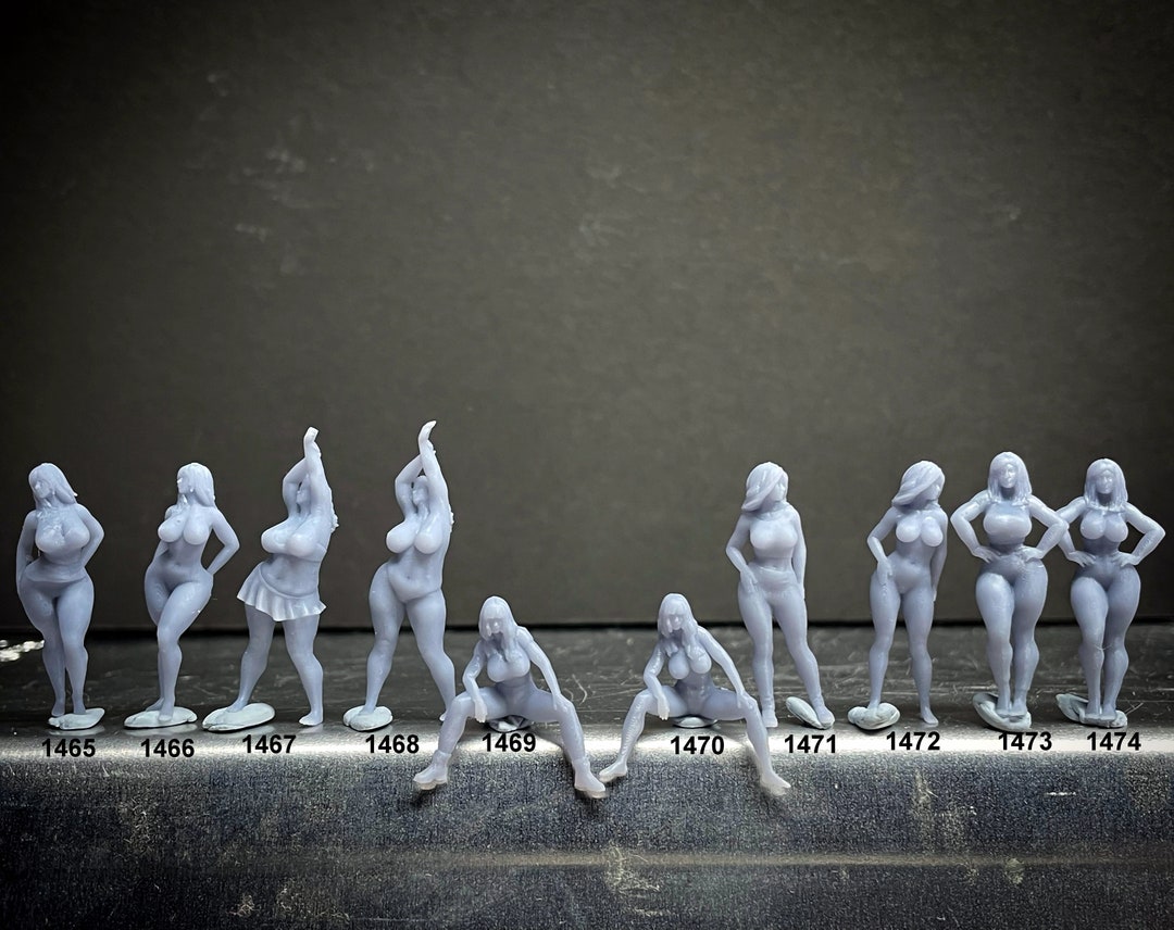1:64 Miniature Human Figures Resin / Unpainted Great for Dioramas / Hot ...