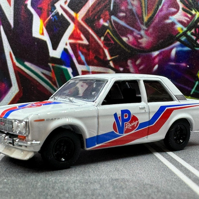 1:64 Datsun 510 - Etsy