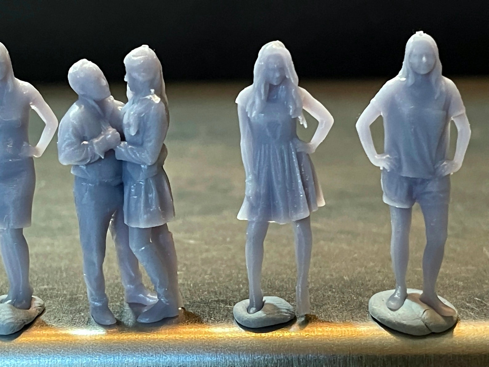 1:64 Miniature Human Figures Resin / Unpainted Great for Dioramas / Hot ...