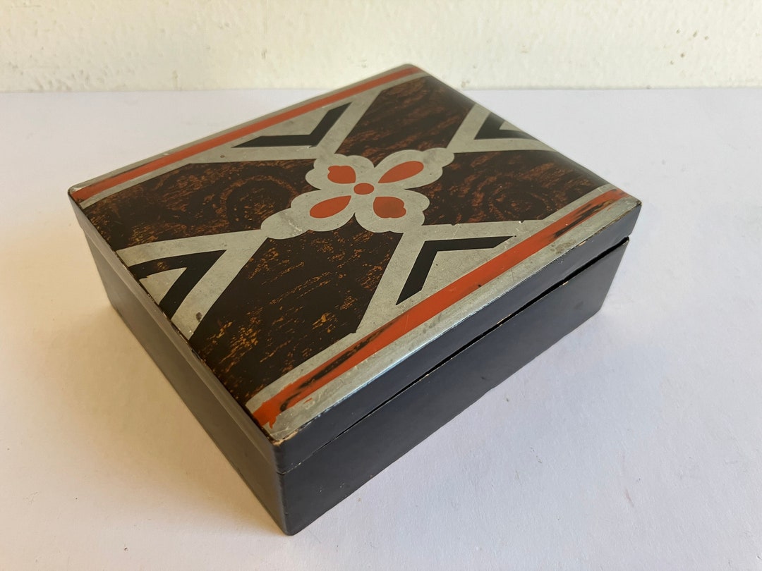 Vintage Japanese Lacquerware Hinged Box With Art Deco Design, Silver ...
