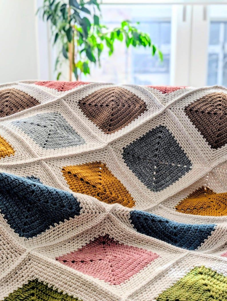 Crochet Blanket Pattern: Modern Granny Squares Afghan - Colorful ...