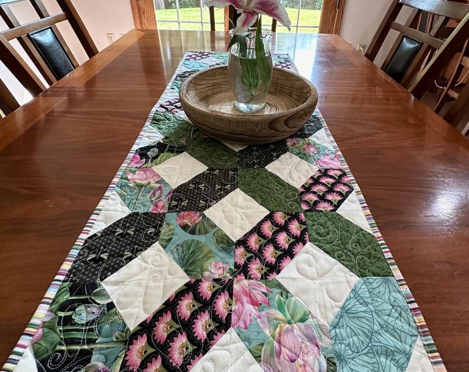 Water Lily Table Runner,cobblestone,handmade,quilted,modern Table Runner,table Topper,home Decor ...