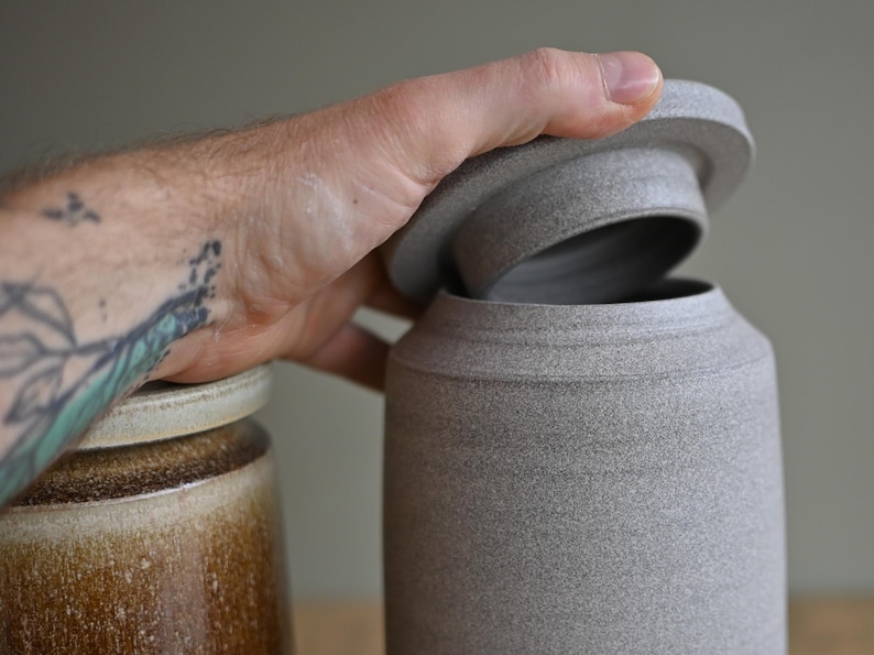 Large Urn, 150 Cubic Inches, Urns for Ashes - Etsy