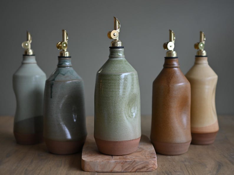 Olive Oil Bottle With Easy Grip Design, Oil Dispenser, 750 Ml Volume - Etsy