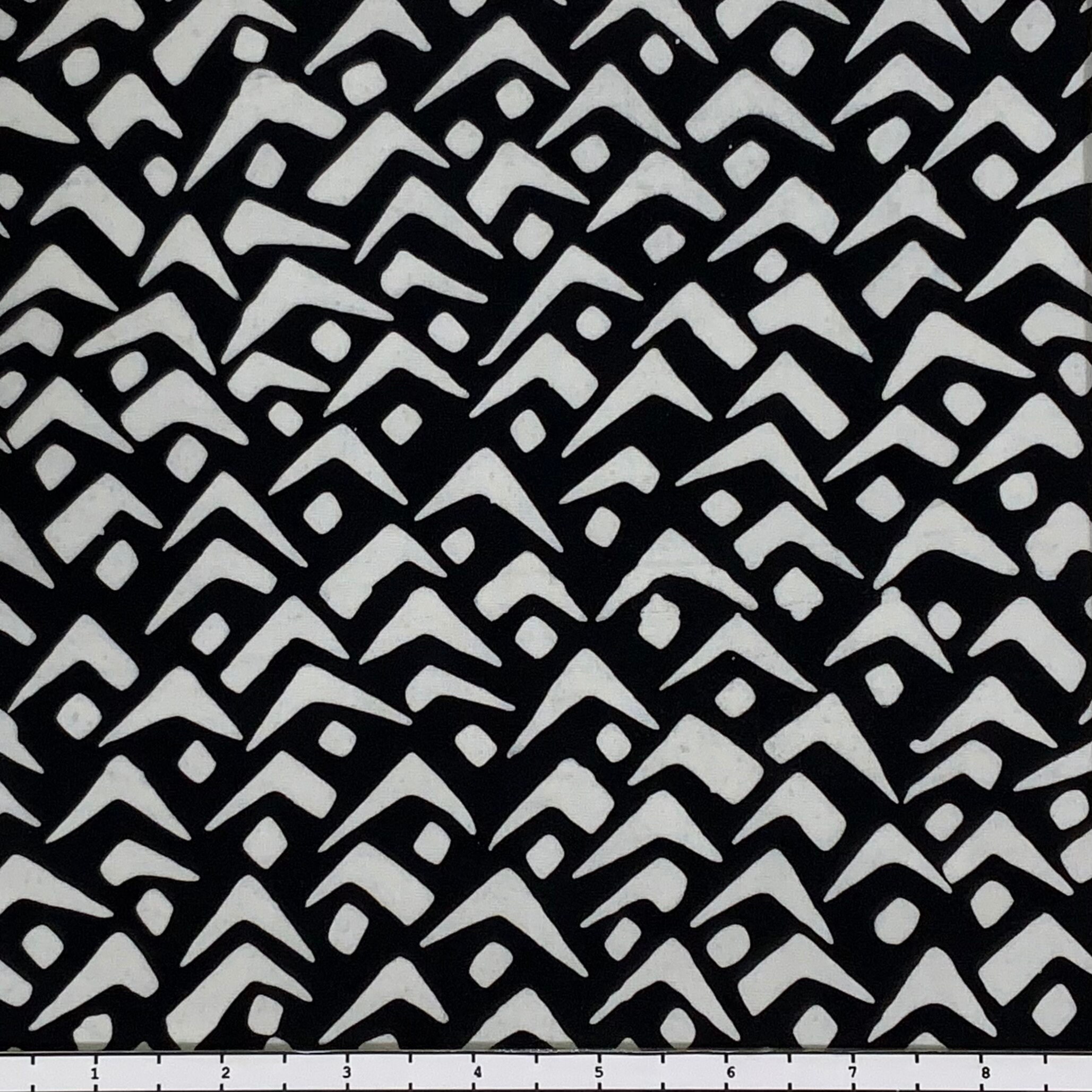 PRIMITIVE SCALES Batik Lsbc-3889 Black & White by the Yard - Etsy